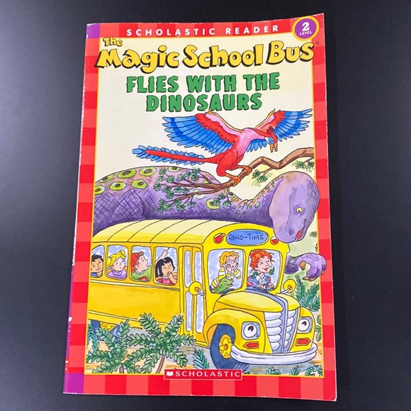 Scholastic | Other | Magic School Bus Flies With The Dinosaurs ...